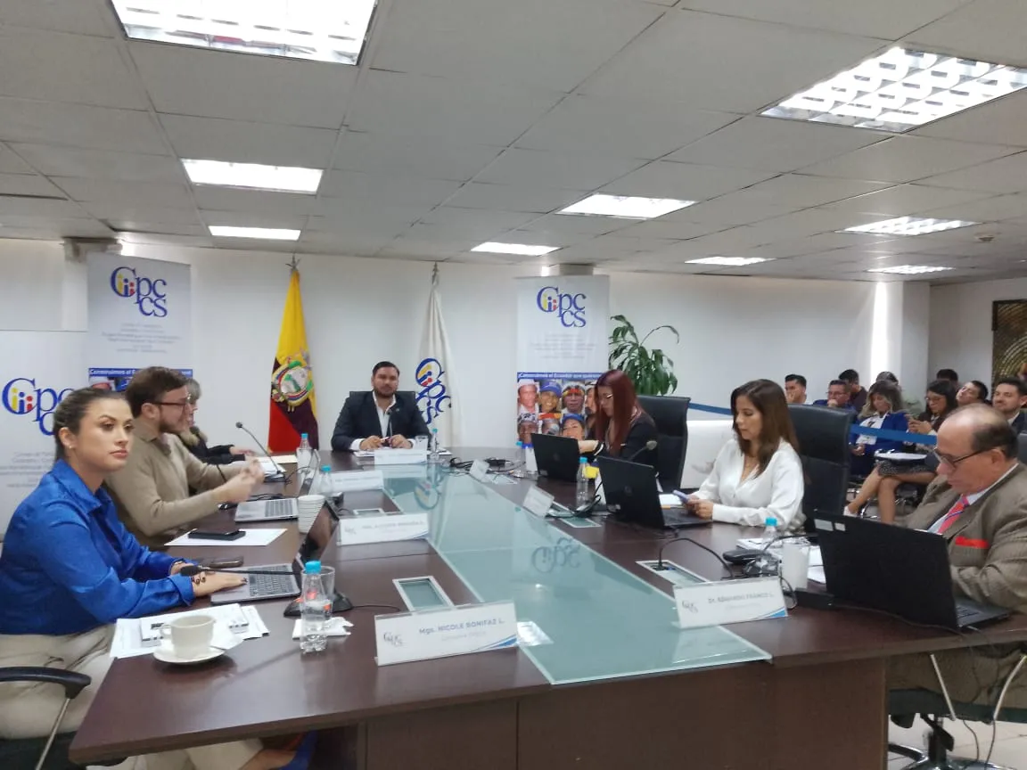 4 organismos del Estado acechan a la mayoría correísta en el Cpccs ...