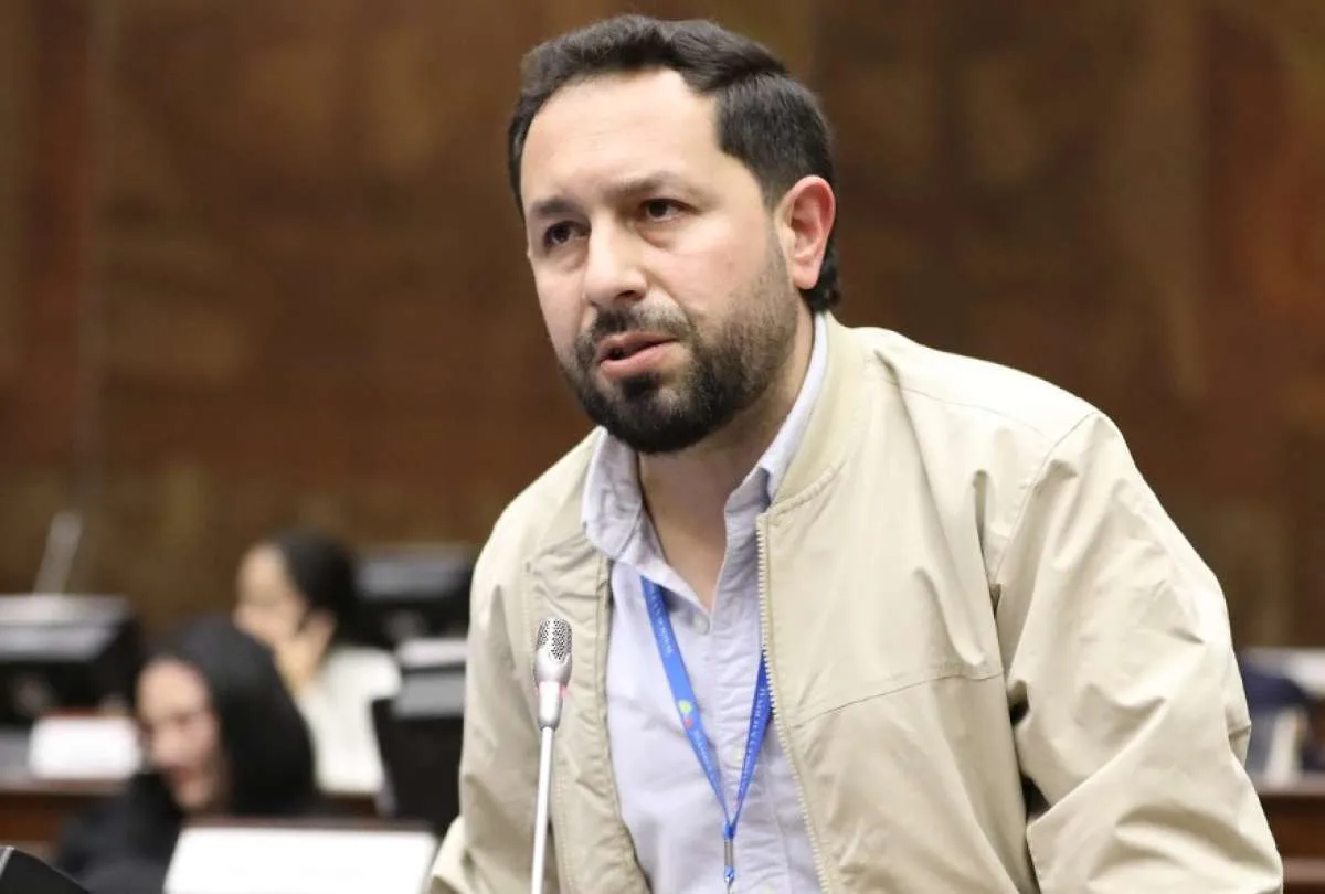 Asambleísta Adrián Castro cuestiona filtraciones que pondrían en riesgo ...